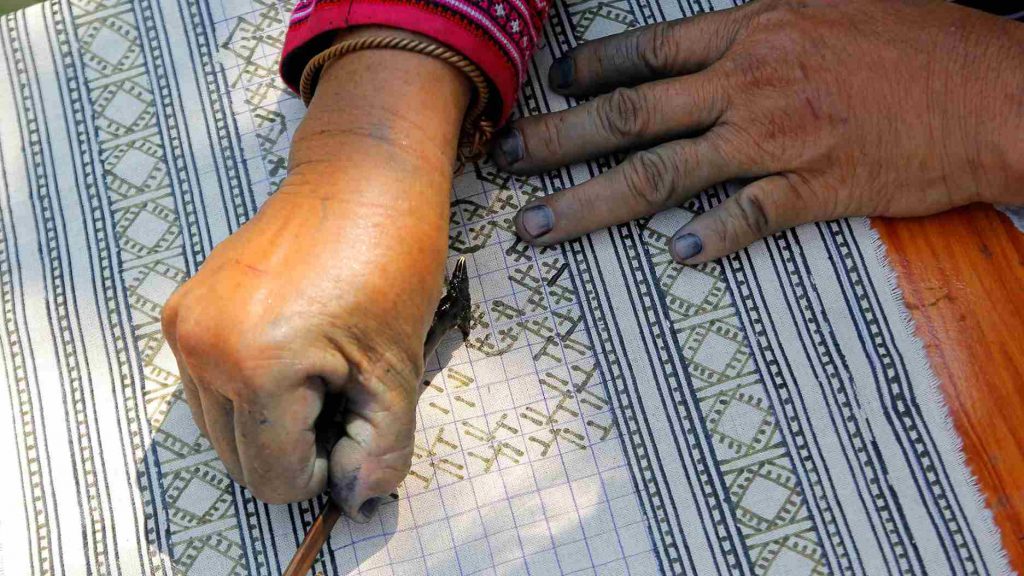 Hmong Batik Class | Vietnam's Best Travel Experiences